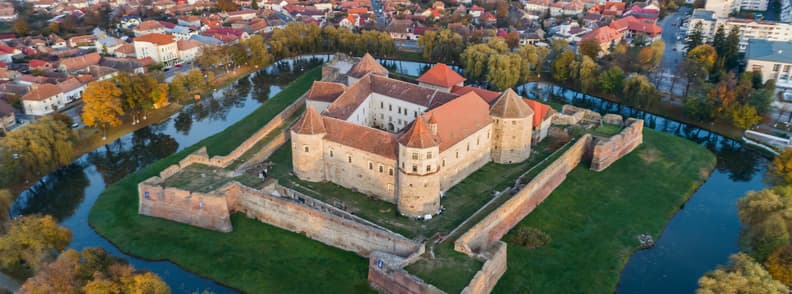 Transylvania Castles: Guide To Top 10 Legendary Landmarks In Romania